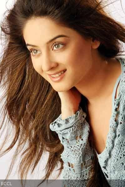 Television-actress-Mahi-Vij-portfolio-pics - Serije.io