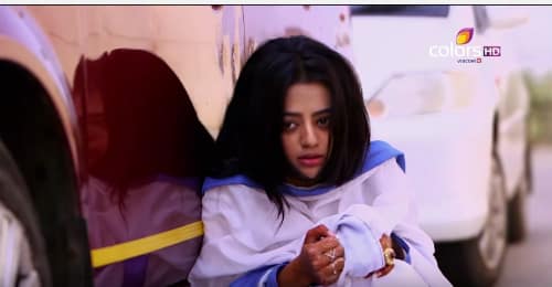 Swaragini - Swara bezi od strazara!