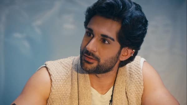 Mehndi Hai Rachne Waali – 82. epizoda - Sani pomogne Ragavu da spreči Palavin odlazak!